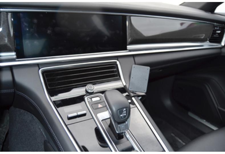 Brodit Proclip Porsche Panamera 2018- console mount