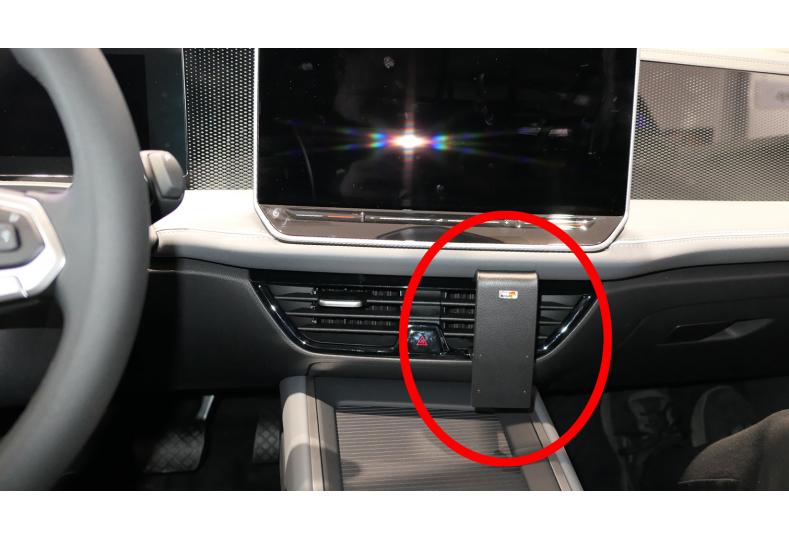 Brodit Proclip Volkswagen Passat 24- Center mount