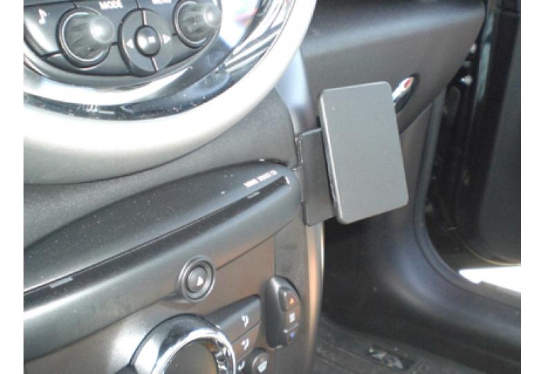 Brodit Proclip Mini Cooper Country Man 11- Angled mount